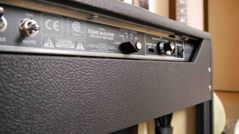 Fender Tone Master Deluxe Reverb | A Pros & Cons Review - Awesome?